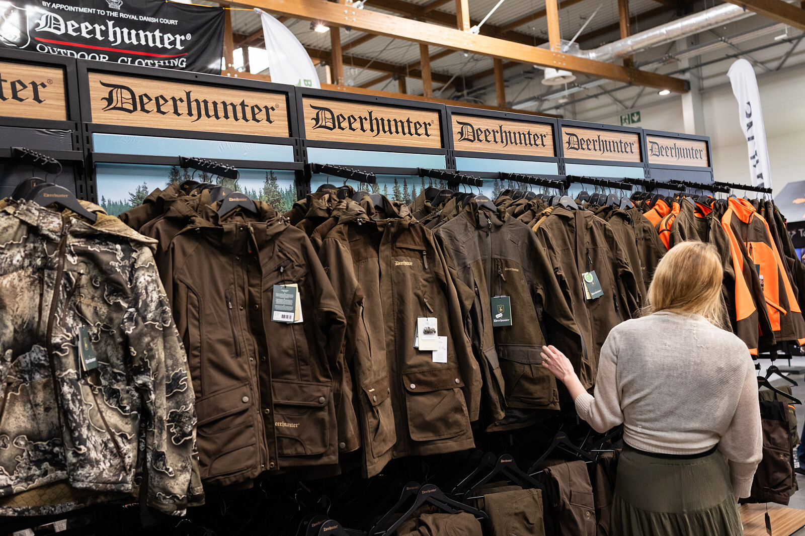 HUNT EXPO trade fair - hunting, sport shooting, survival and forest.